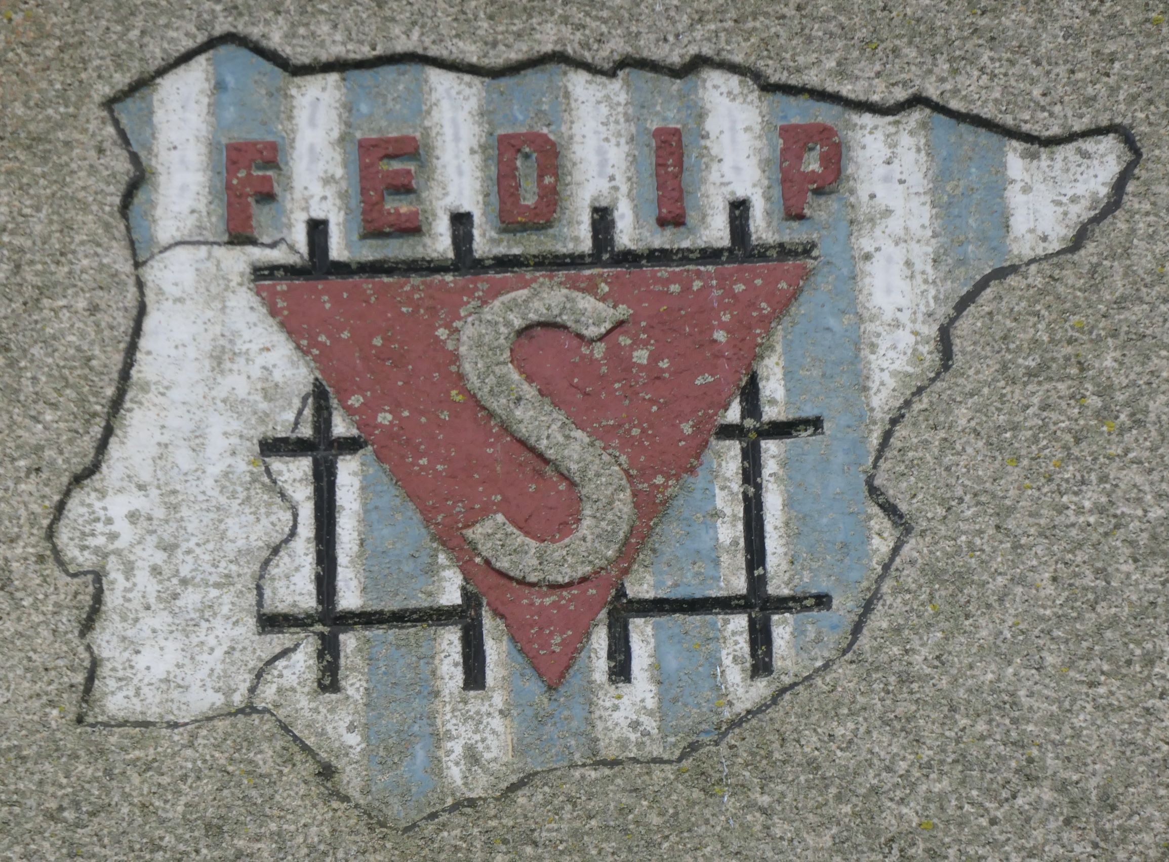 Cimetière du Père Lachaise - APPL - Monument aux victimes espagnoles de ...